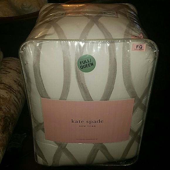 kate spade | Bedding | Kate Spade Full Queen Comforter Set | Poshmark